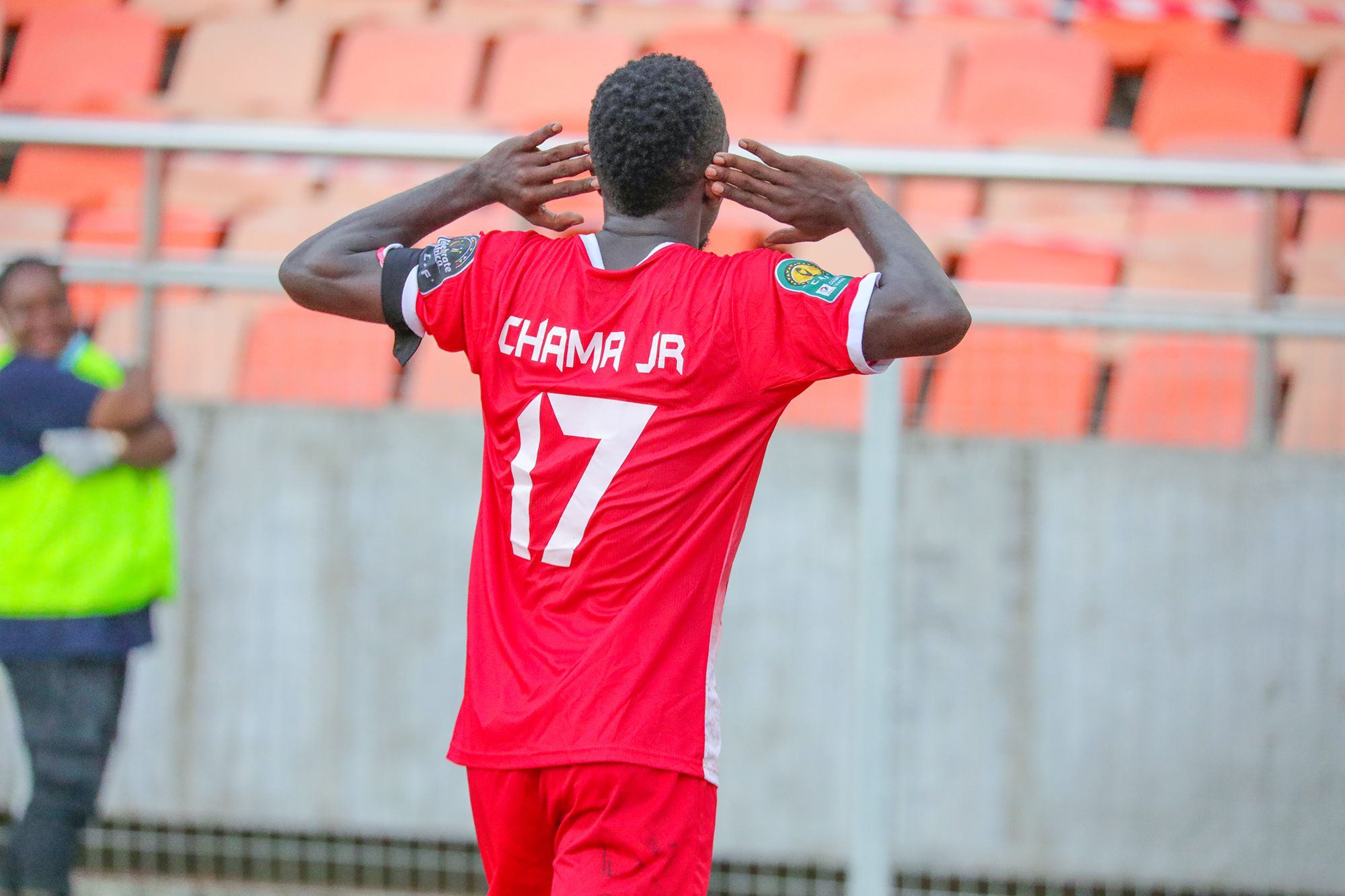 SIMBA SC YAWAPA RASMI MKONO WA KWAHERI NYOTA WAKE WAWILI ILIYOWAUZA ...