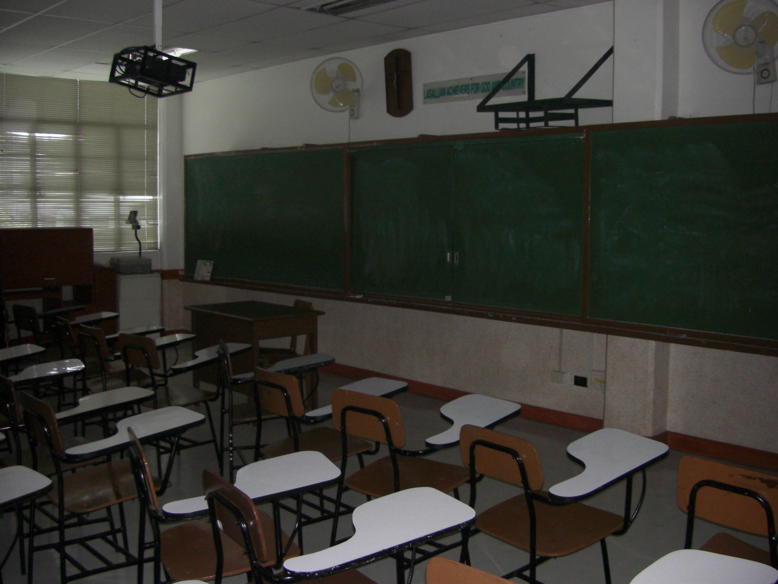 Konted's Make My Day 2: De La Salle University And The Green Archer Logo