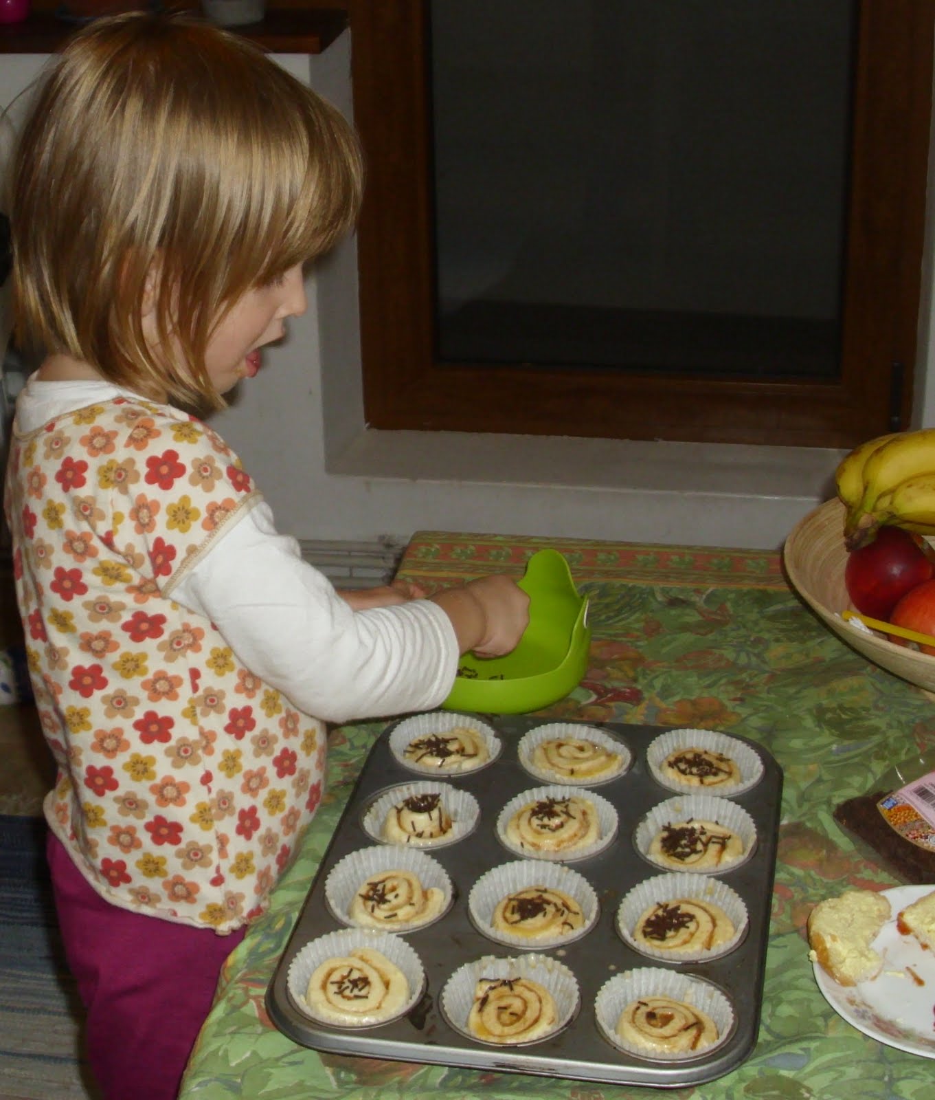 idei - sfaturi - propuneri - poveşti: Copiii si gatitul