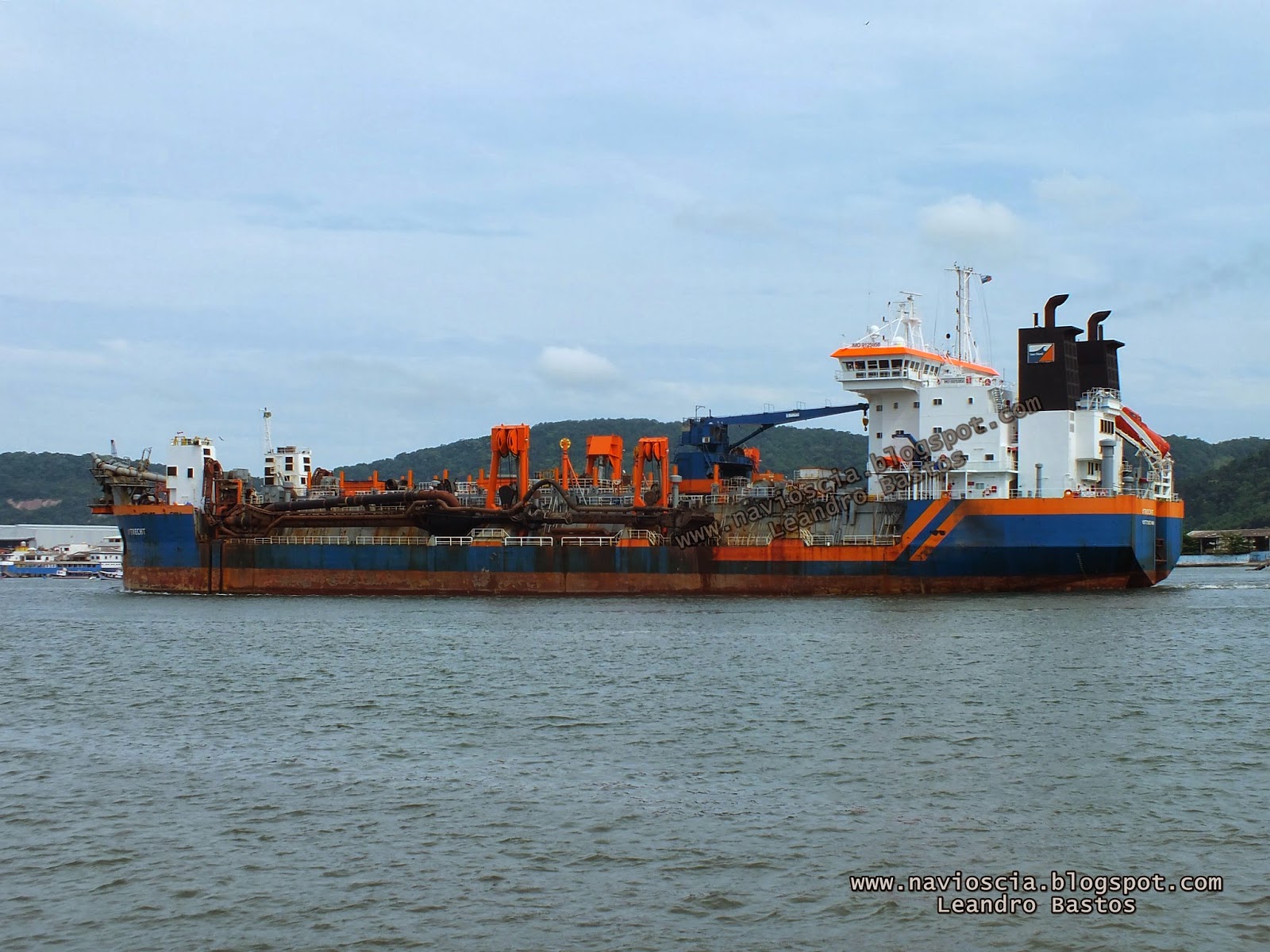 Navios de Santos & CIA: Draga UTRECHT