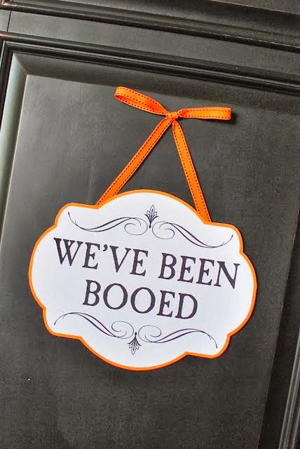 Pretty Little Things by The Paper Cottage: Seriously cute boo sign