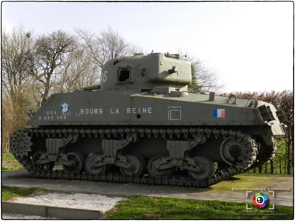 PATRIMOINE DE LORRAINE: PHALSBOURG (57) - Char Sherman "BOURG LA REINE"