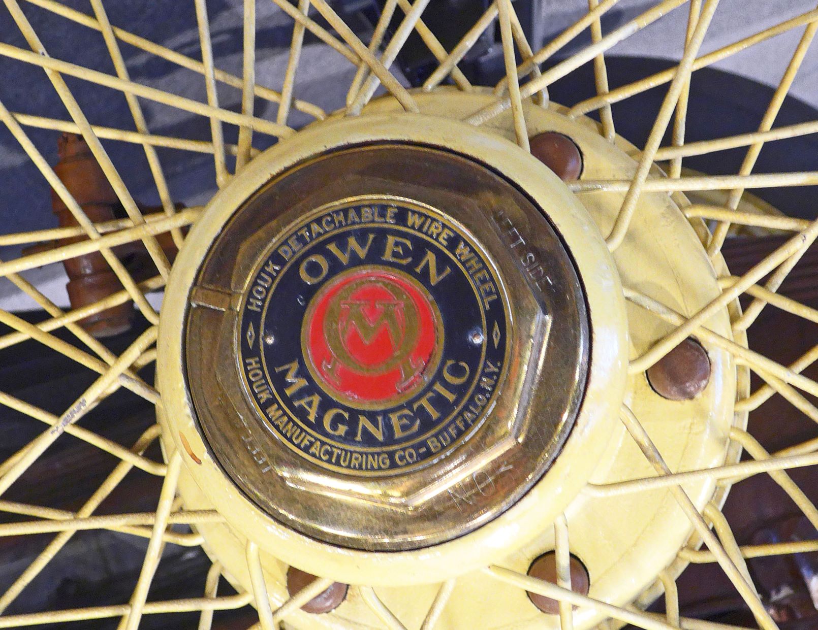 American Auto Emblems: OWEN MAGNETIC