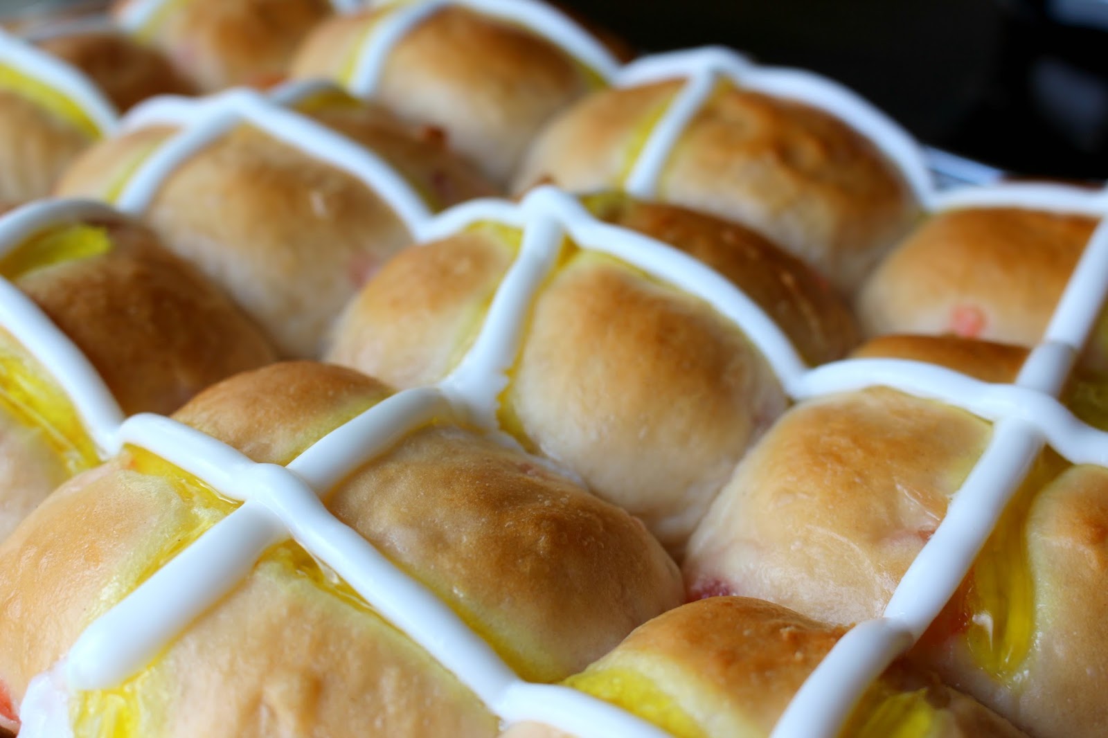 Snappily Ever After: Hot Cross Buns with Lemon Curd and Glaze