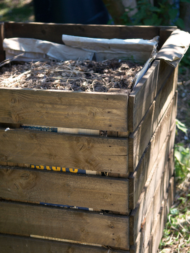 PARACHA FARM: How to Compost and the Different Types of Compost Bins