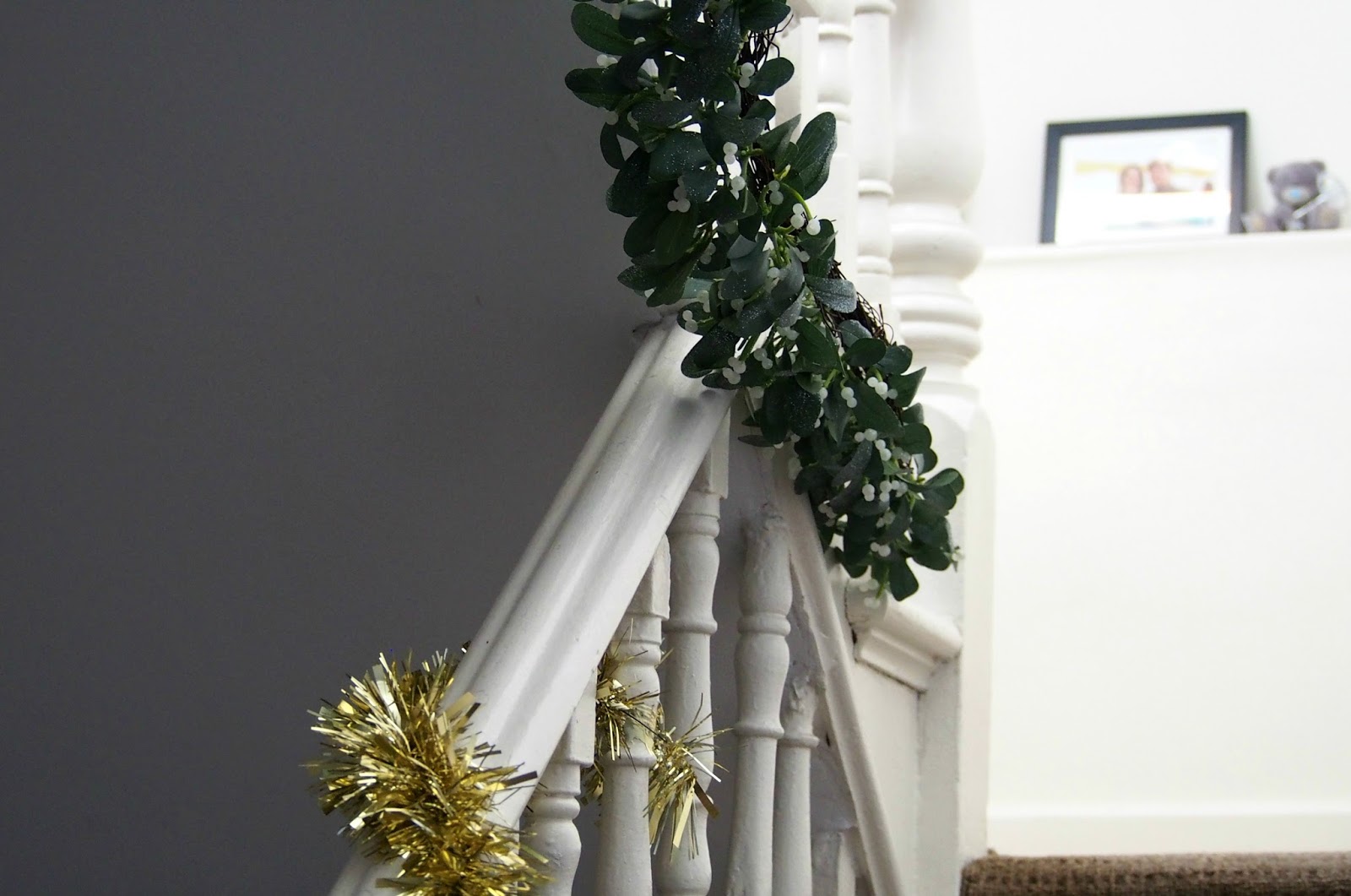 10 Ways To Get Into The Festive Mood – UpYourVlog