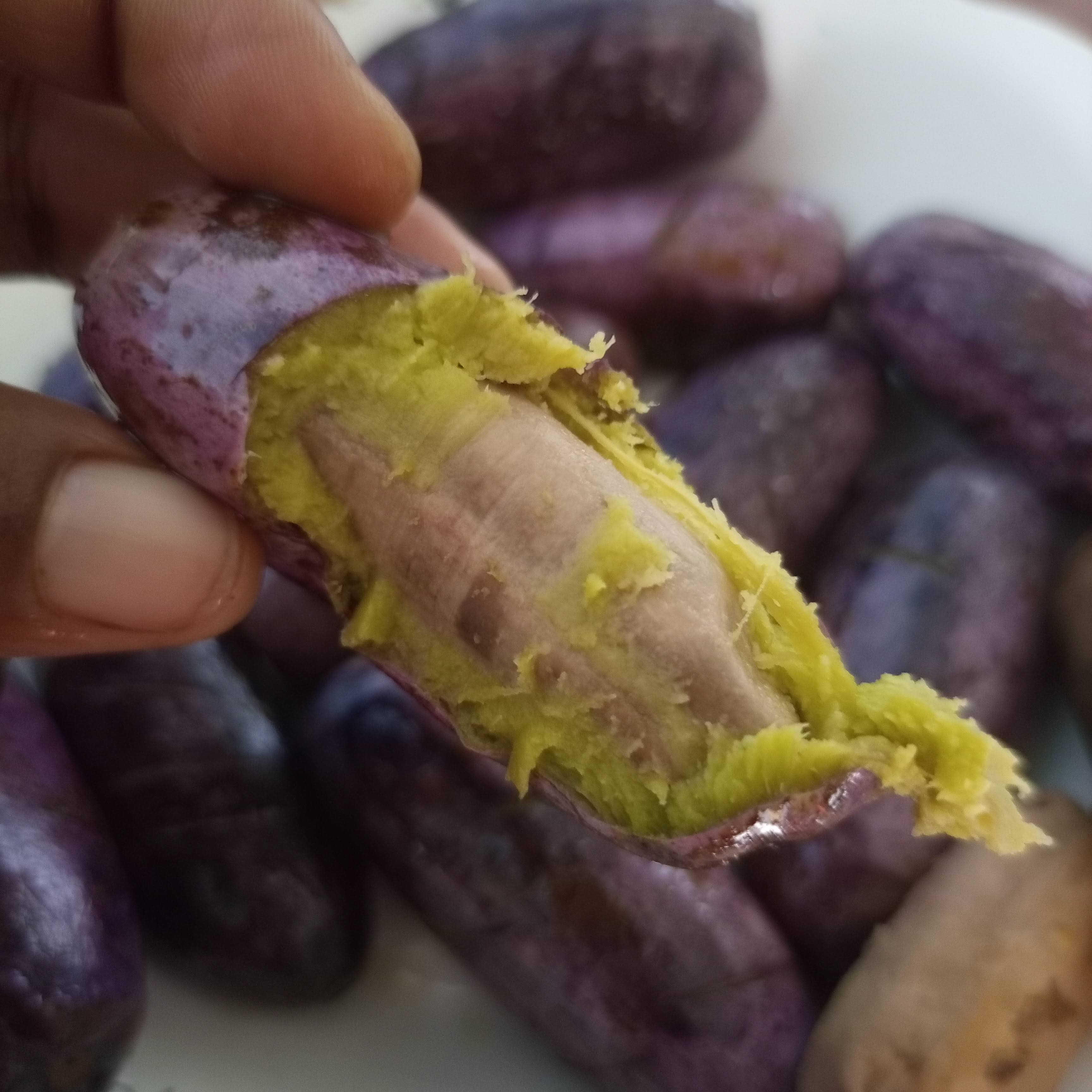 Cameroonian Fried Plums Recipe