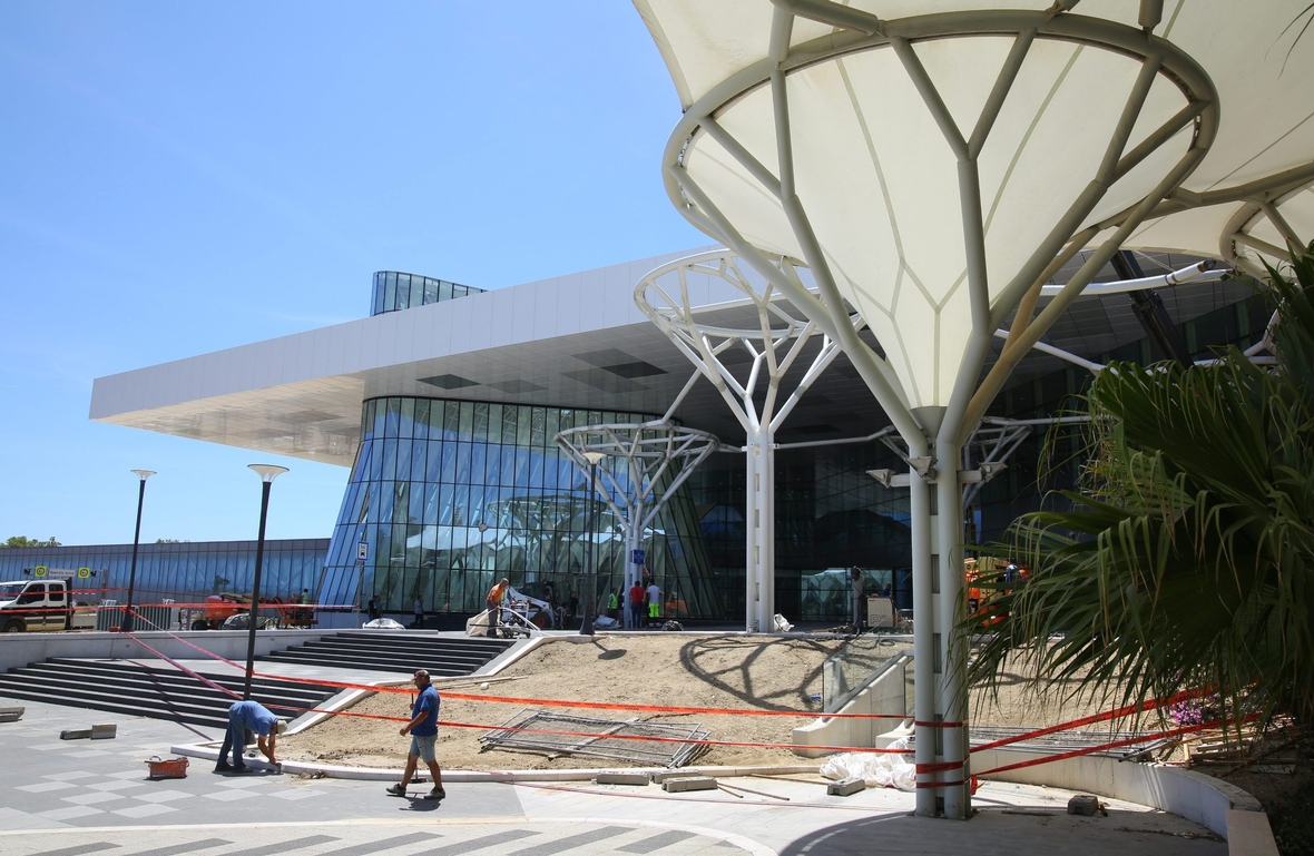 Split Airport opens new terminal