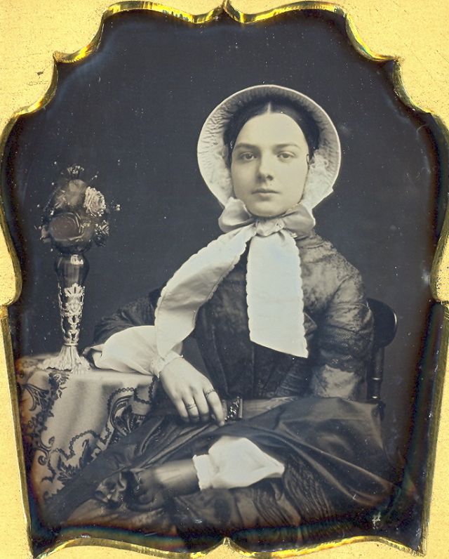 30 Fabulous Photos Show Fashion Styles of Victorian Girls in the Mid ...