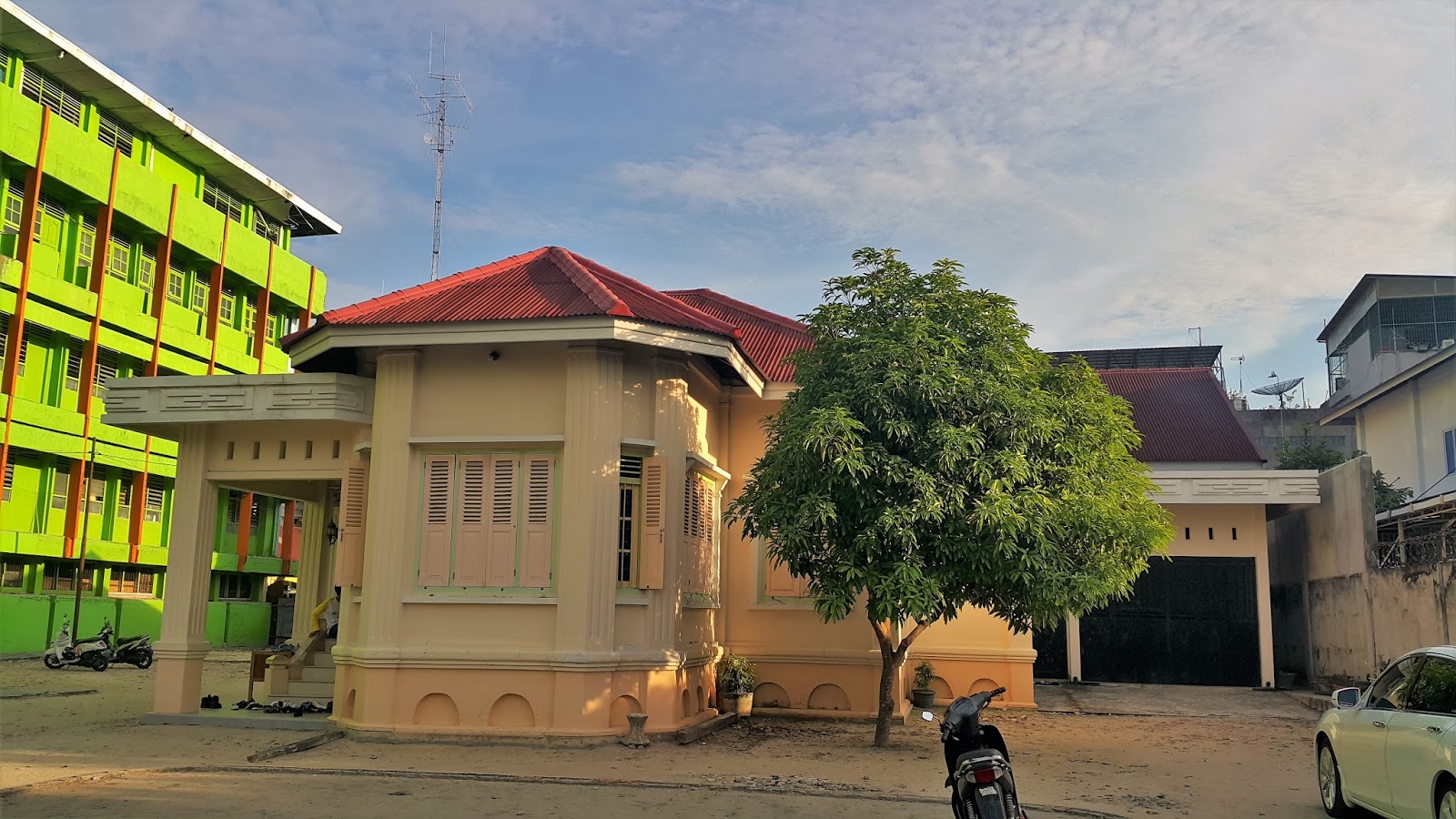 15 Rumah Adat Melayu Riau di Provinsi Riau dan Kepulauan Riau, Unik dan ...