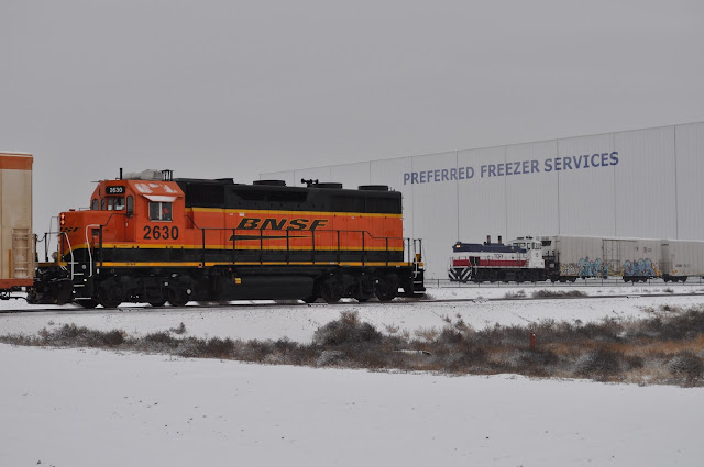 Highball 661 West: The Most "Over-Railfanned" Train in the PNW?