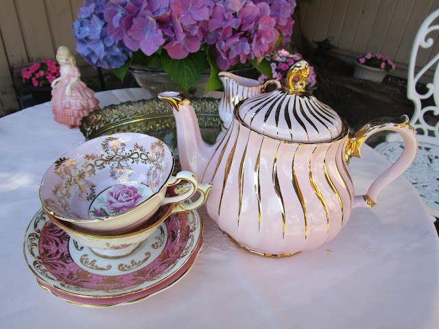 Karen's Cottage and Castle: A New Pink Tea Set