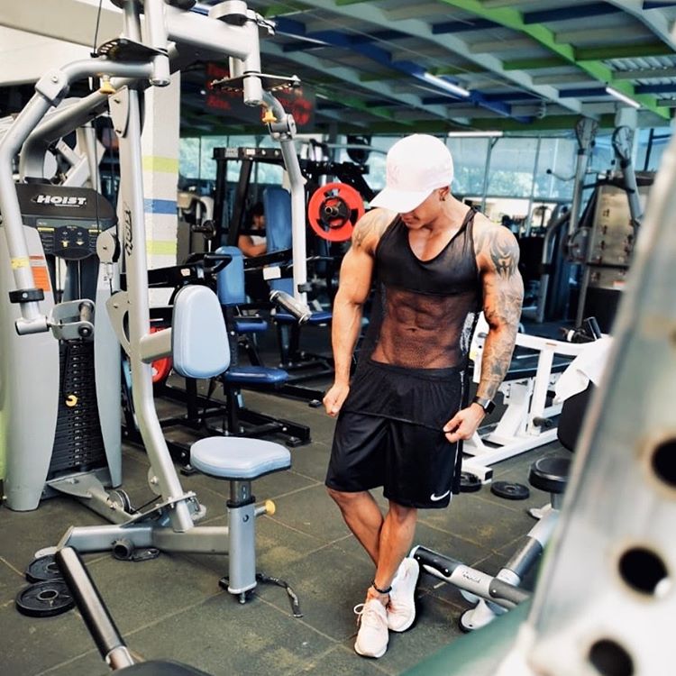 Muscle, Muscle, Muscle: Oscar Alonso 3