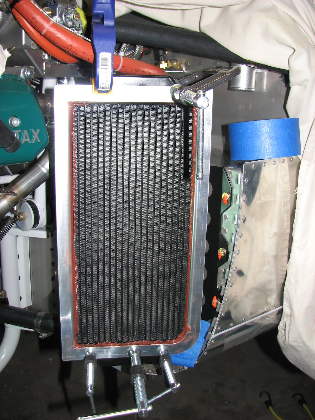Torsten's RV-12: Radiator Installed