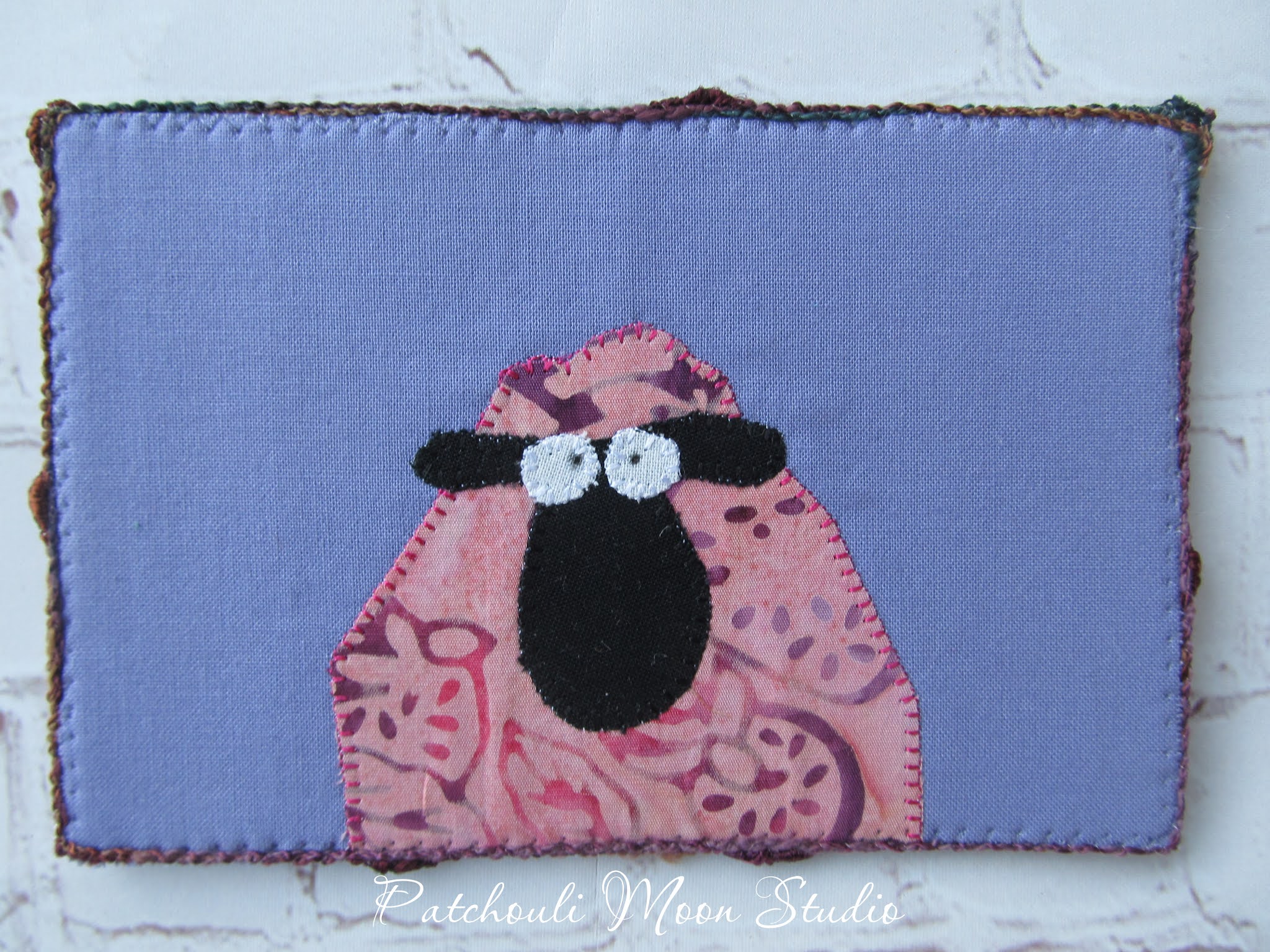 Patchouli Moon Studio: 23 Applique Fabric Postcards