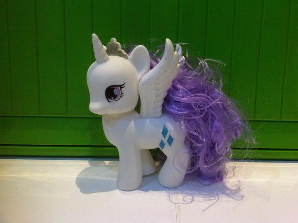 Ossie and the Quest for the Worst MLP Fakies | MLP Merch