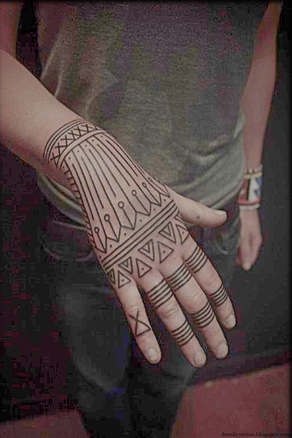 31 Special Hand Tattoo - Derelictattoo | A site that will rule all tattoos