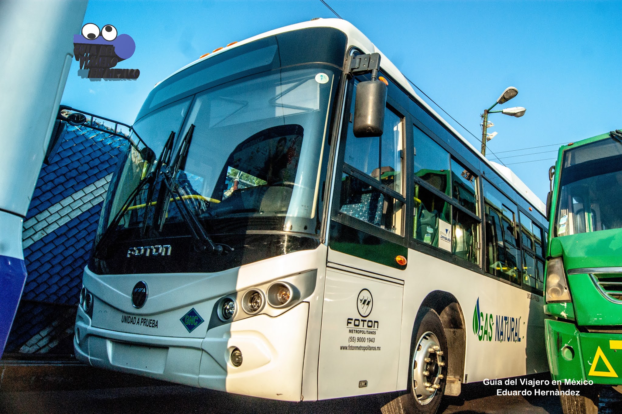 Autobuses Chinos llegan por decenas a México