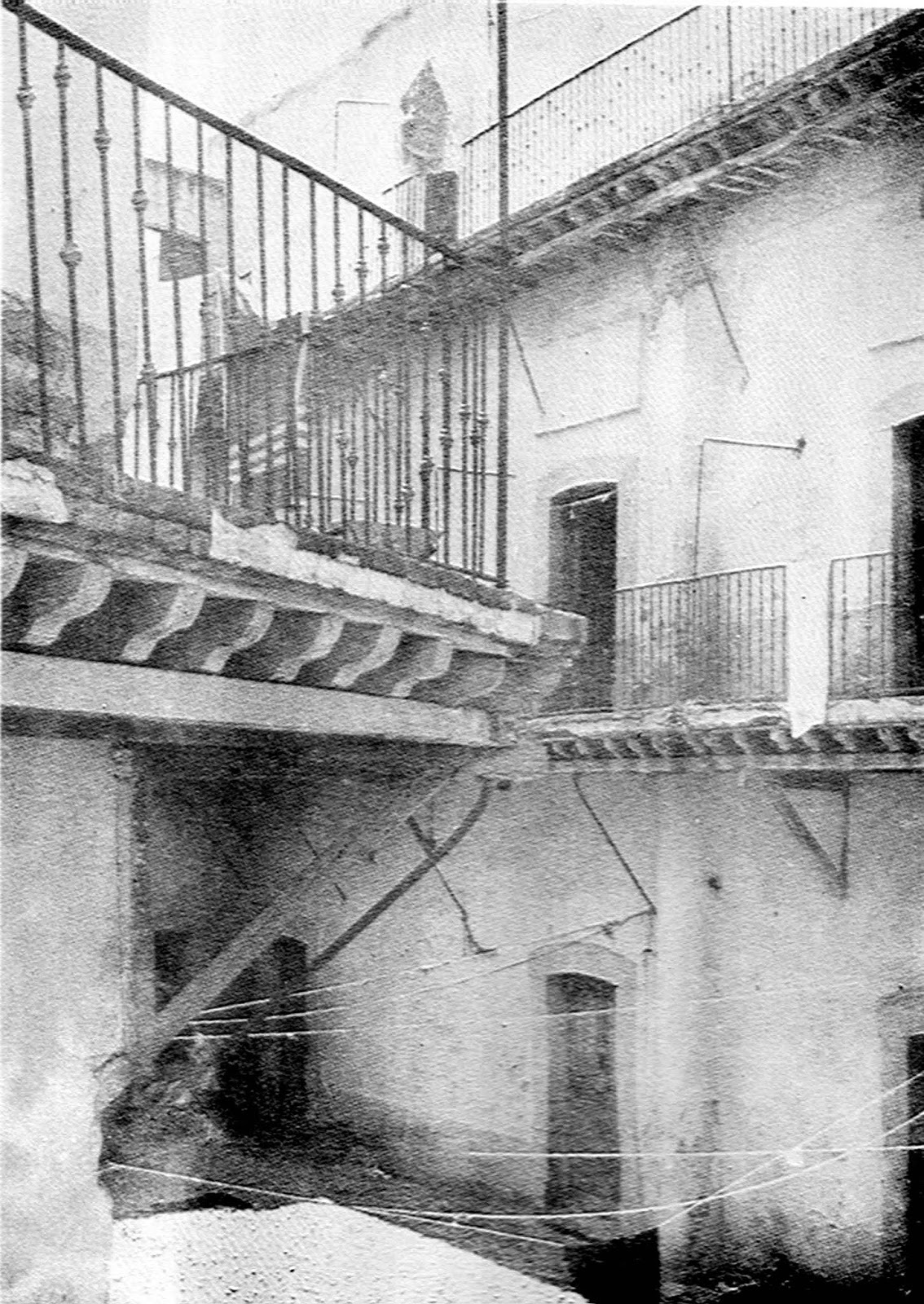 Bernardo del Hoyo Calzada: El Mesón de Jobito.