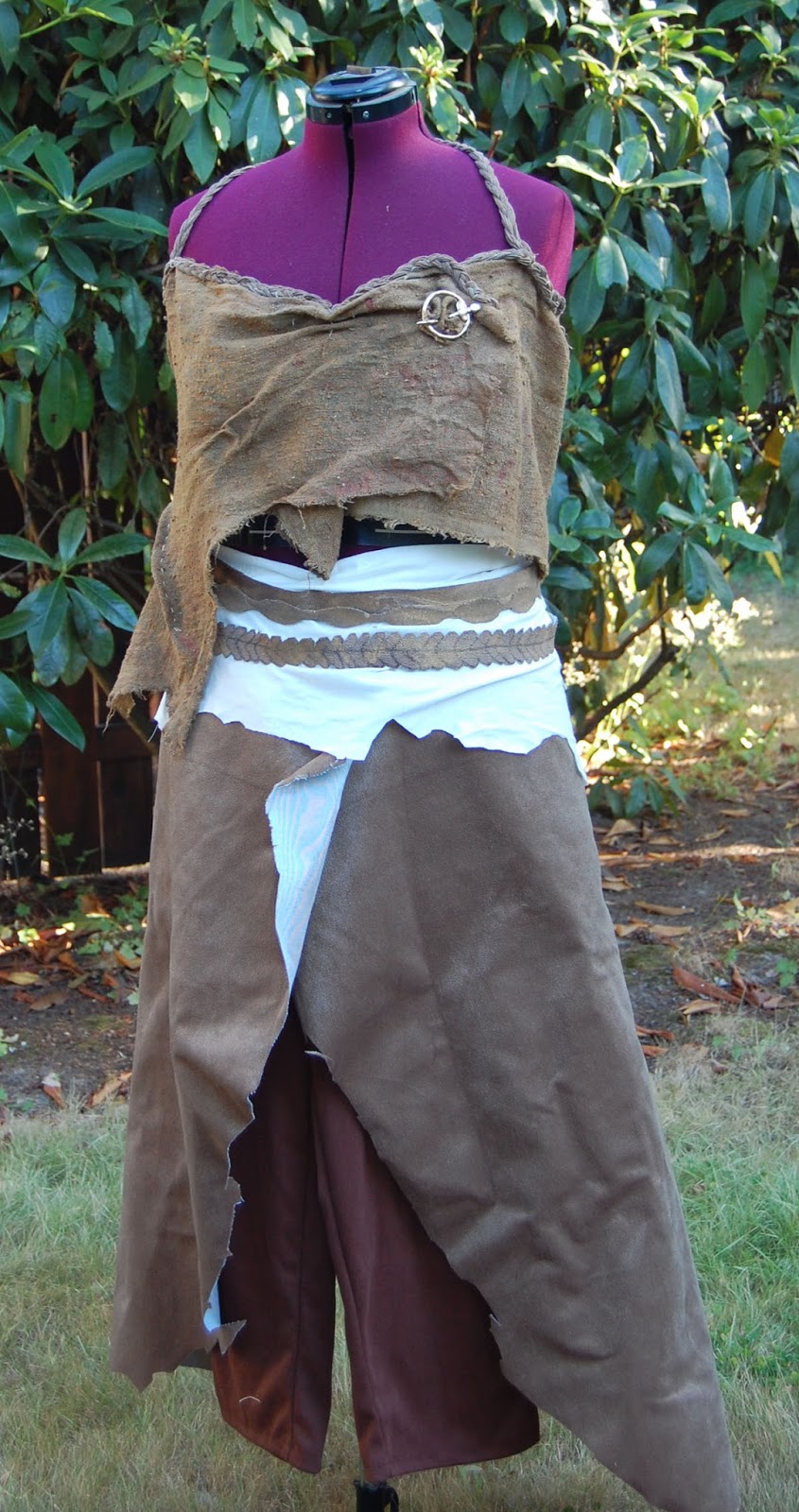 Craftzies: Constructing a Wild Dothraki Khaleesi costume-Season I