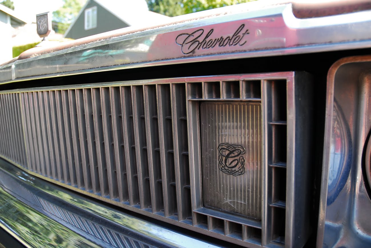 OLD PARKED CARS.: 1977 Chevrolet Concours.