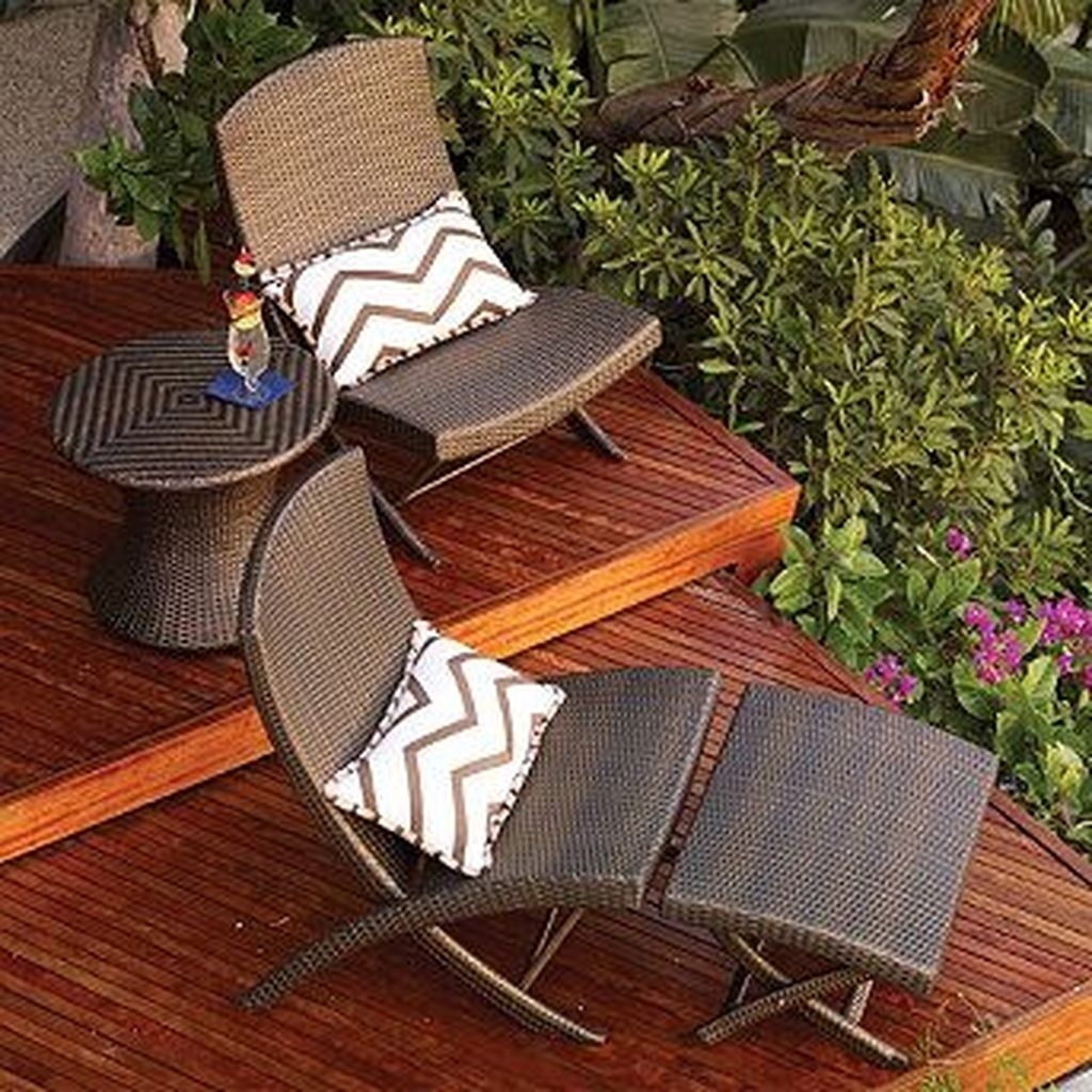 70+ Stylish And Creative Folding Chair Design On A Budget | ARA HOME