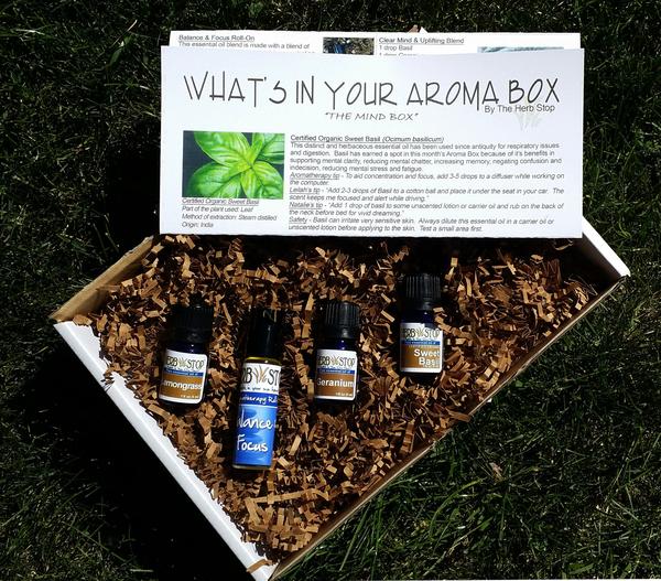 New Age Mama: May's "All About Mom" Aroma Box