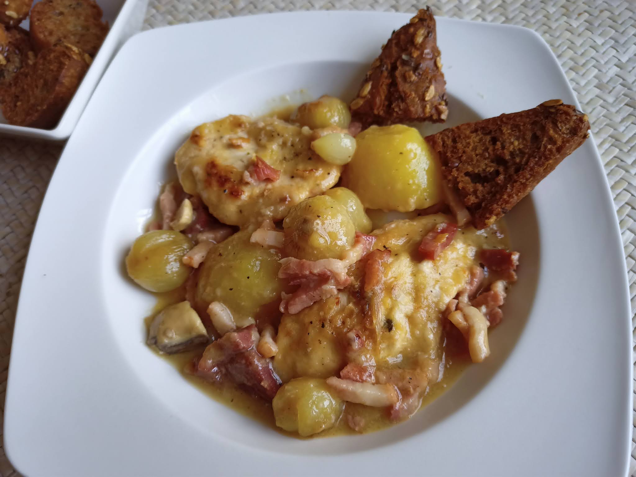 Pechugas de pollo (o pavo) a la Buena Mujer