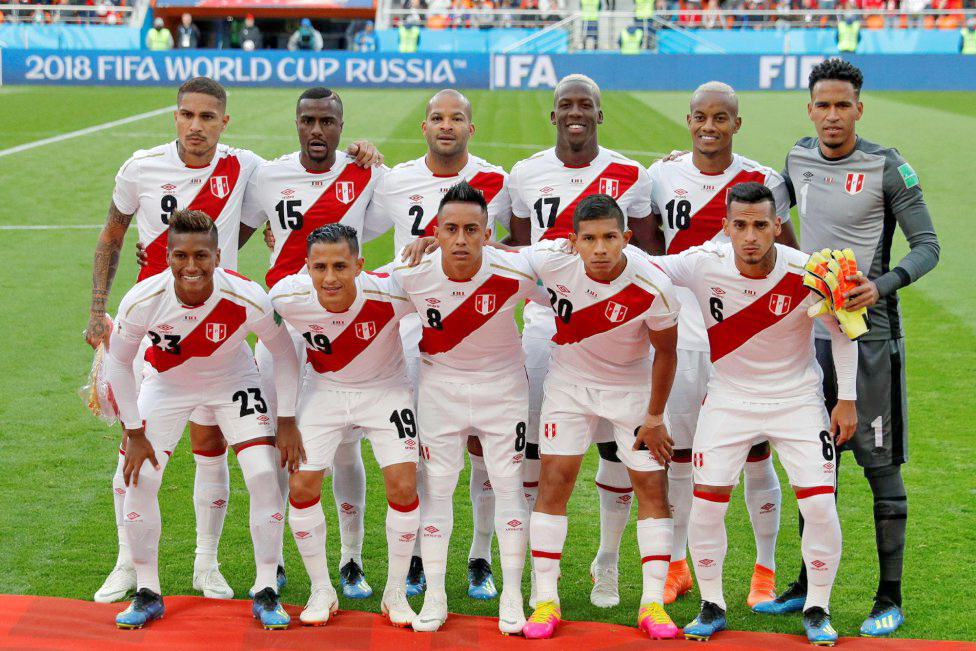 Selección y Equipos de PERÚ