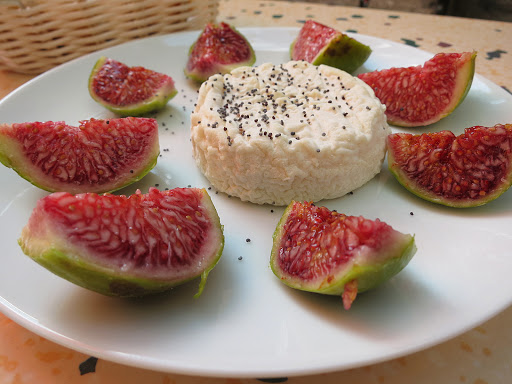 Happy Cheese Day! Cheese in France | Paperesse