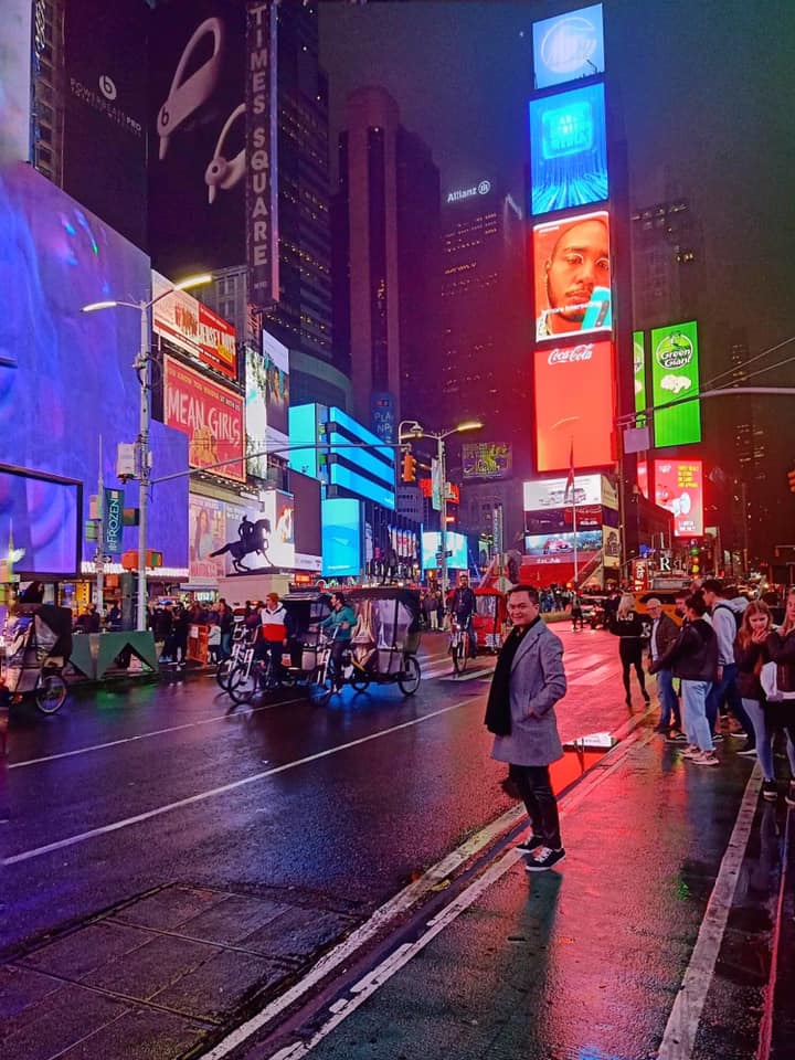 MENIKMATI SENSASI WARNA WARNI TIMES SQUARE, NEW YORK ~ DUNIAINDRA
