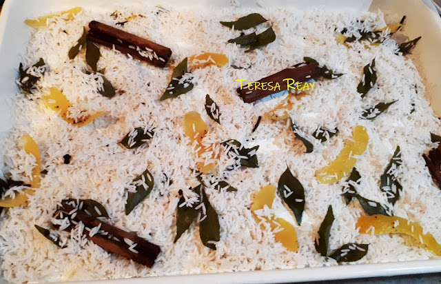 LEMON AND CURRY LEAF RICE