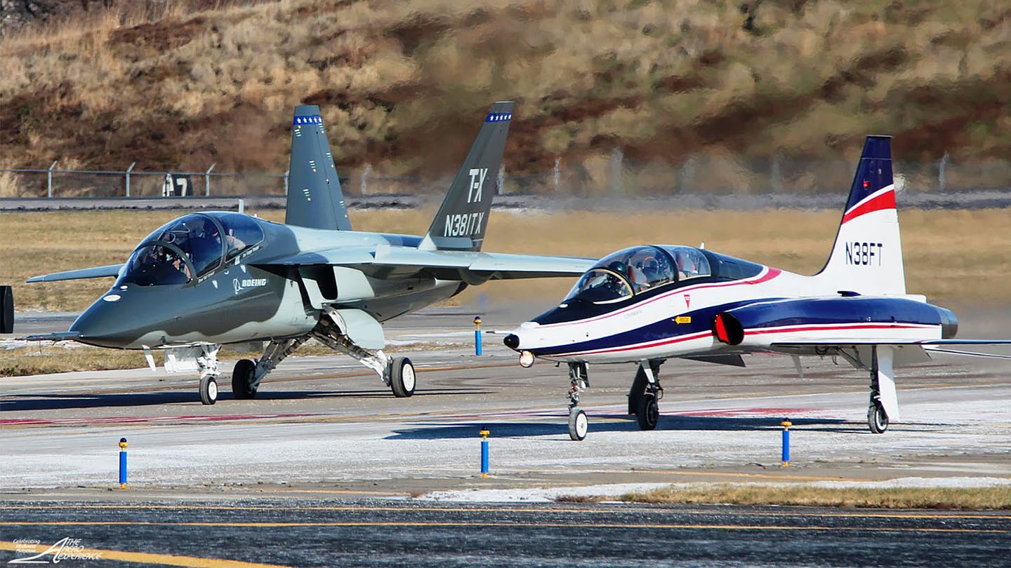 SI VIS PACEM, PARA BELLUM: Il Boeing Saab T-7 Red Hawk