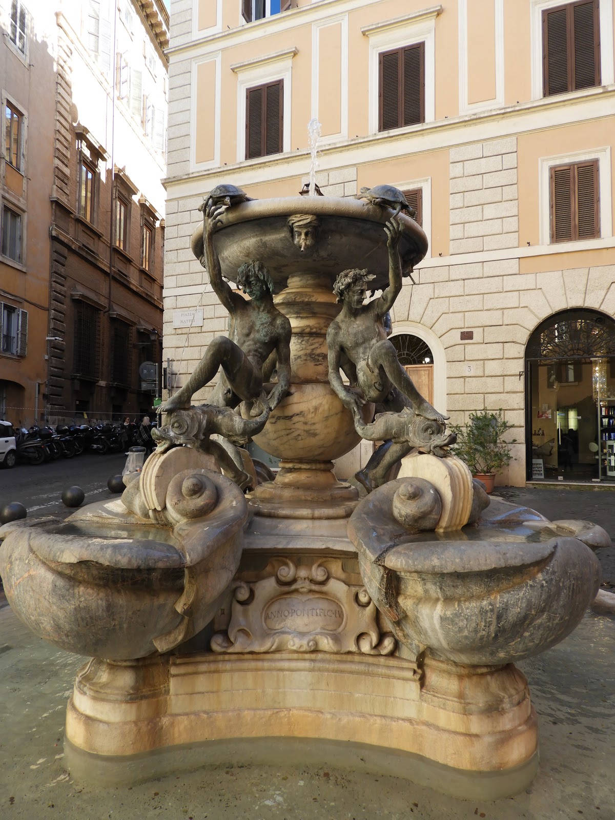Ghetto: Piazza Mattei - Pazza di Roma