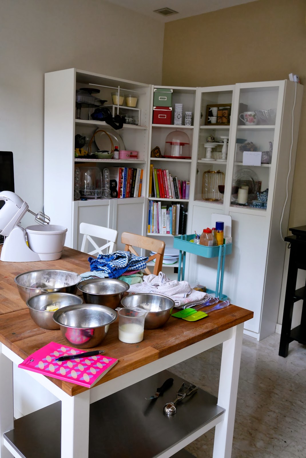 A Spoonful of Soul: Baking 101 with Fathiscakes