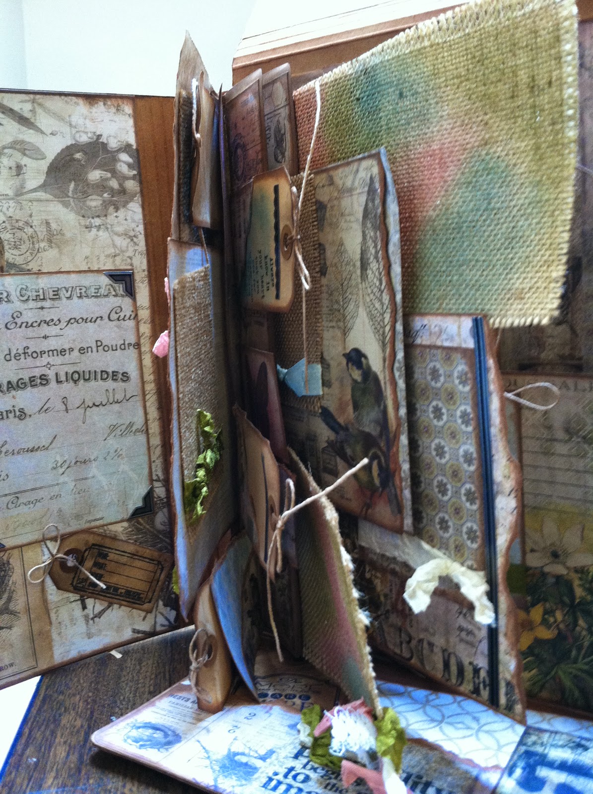 Girlfriends: Gettin' Inky....the Tim Holtz Folio Project