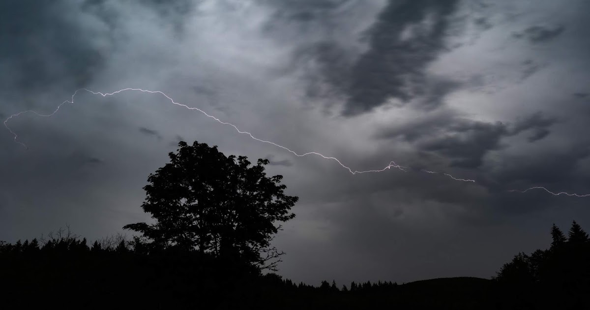Illuminations from the attic: Spring Lightning Storm