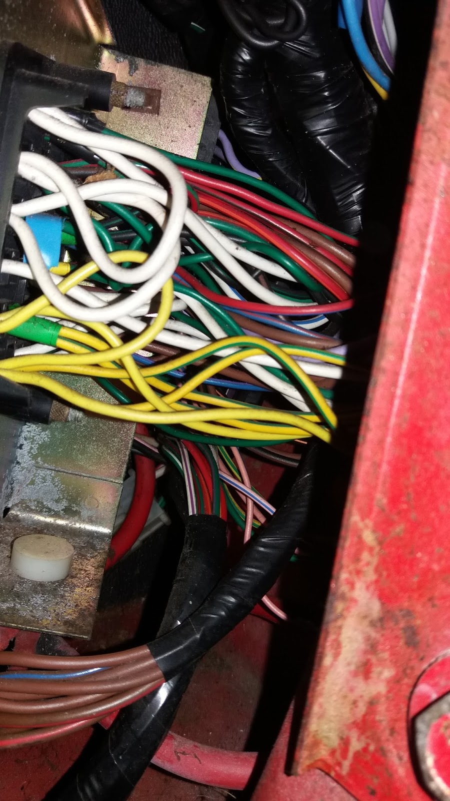 Lotus Excel Restoration: Installing a fan monitor light and otter ...