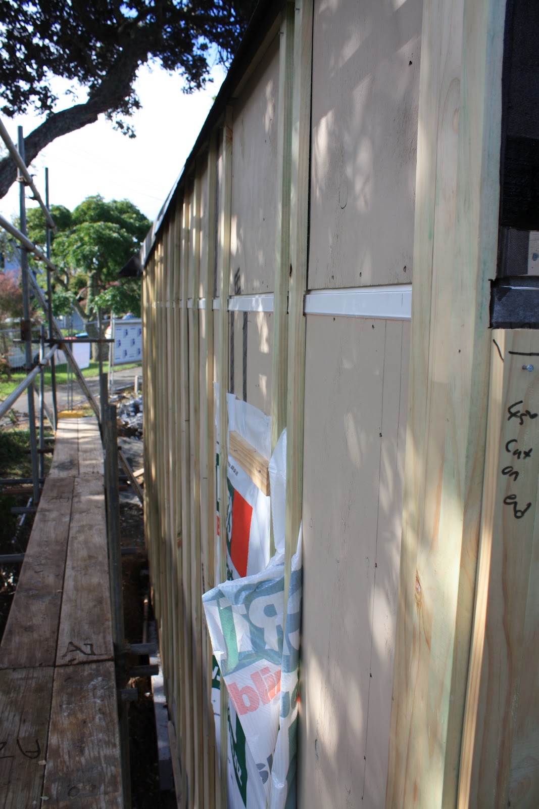 CLADDINGS - WEATHERBOARD | The New Zealand's First Passive House