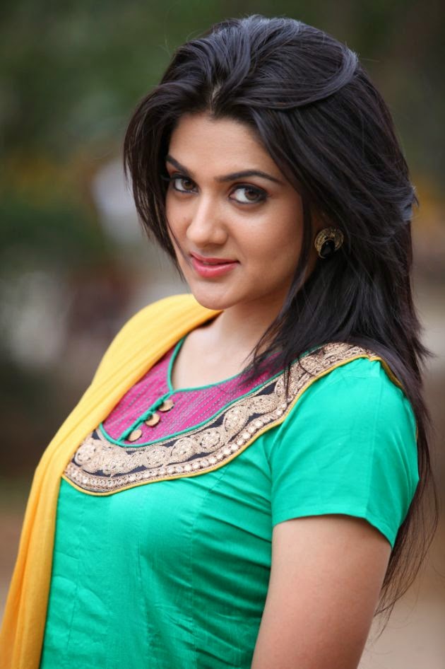 Tollywood Telugu Cinema News And Photos: Sakshi Choudhary Hot Pics Tollywood Telugu Cinema News And Photos: Sakshi Choudhary Hot Pics