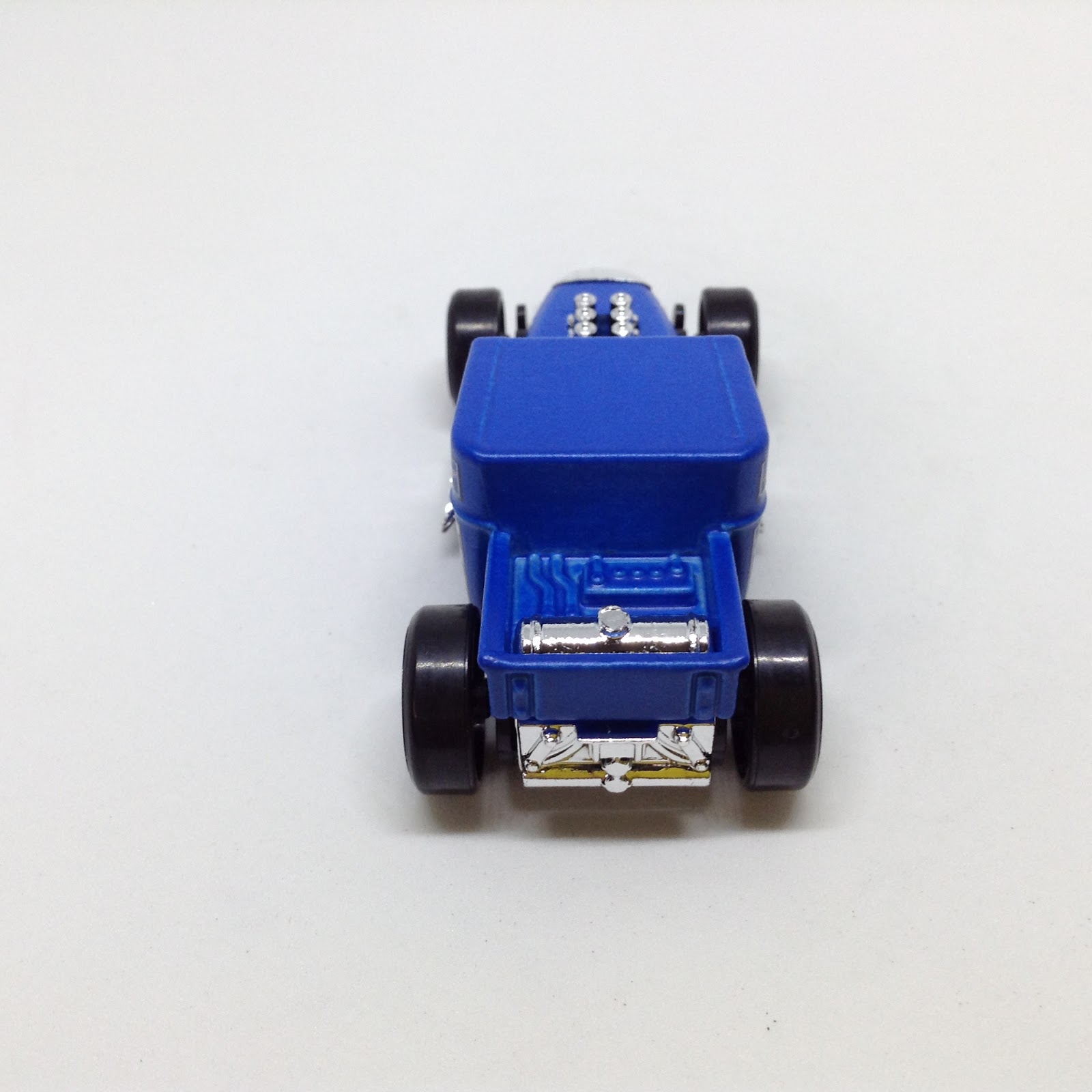 JULIAN'S HOT WHEELS BLOG: Bone Shaker (2018 Legends of Speed)
