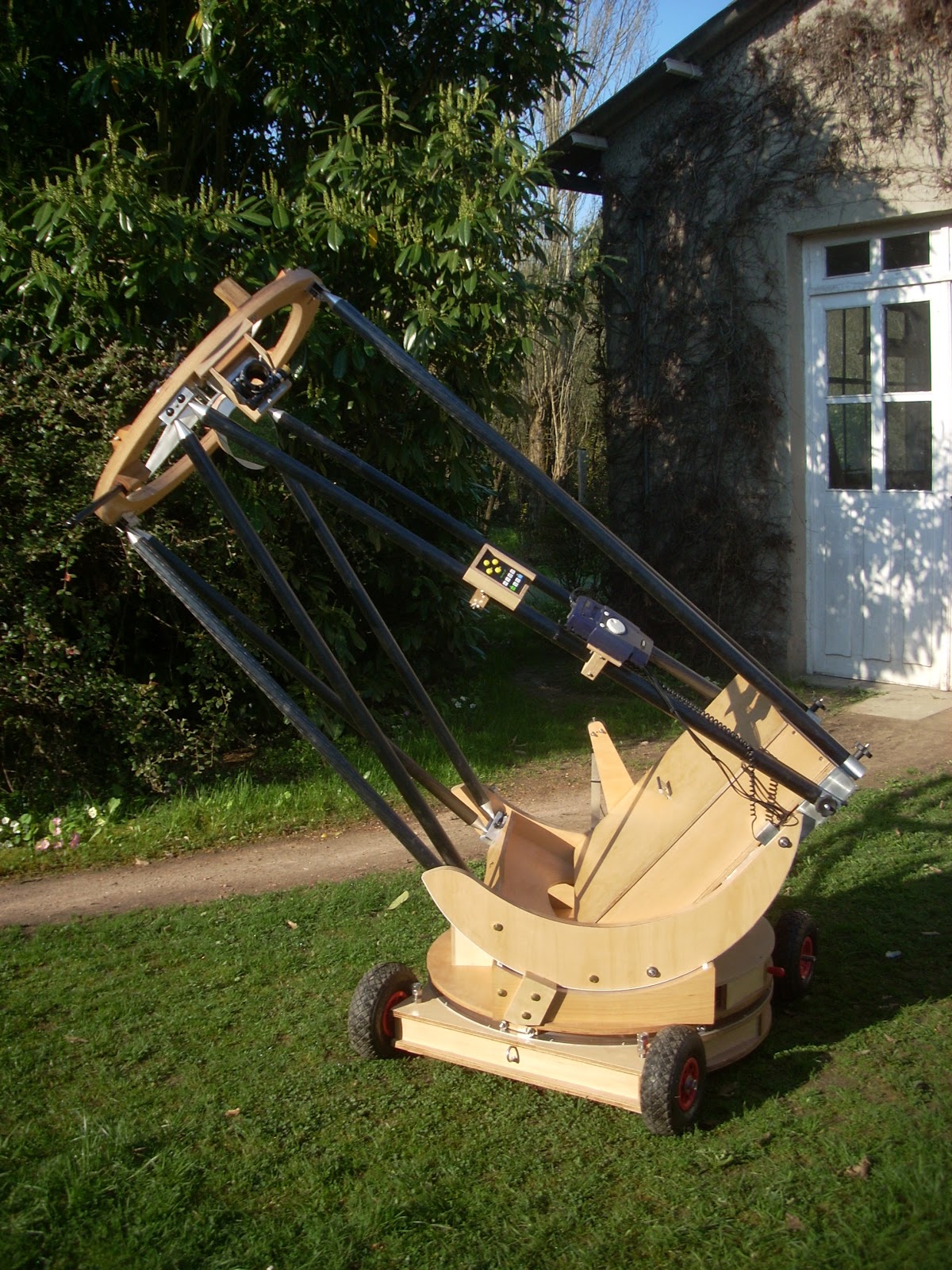 The Dobson Factory: Dobson 600 avec sa motorisation