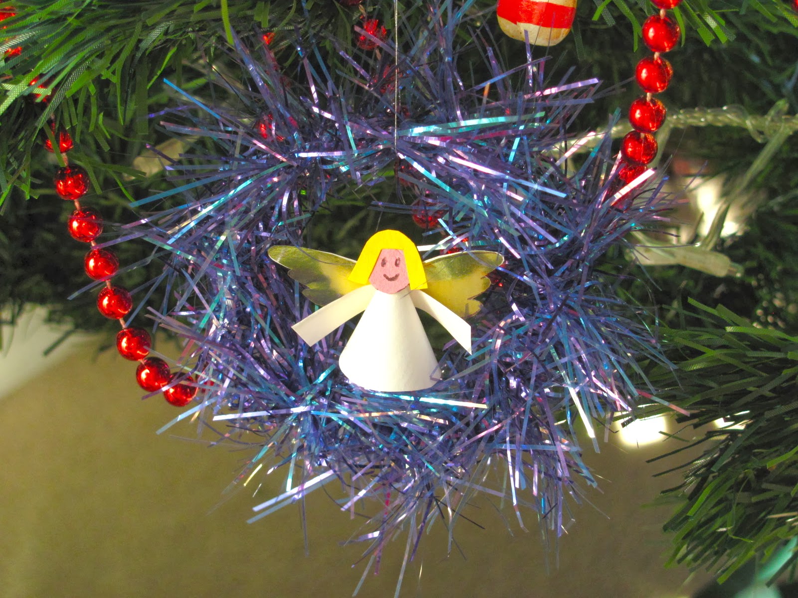 Jumble Tree: Sparkly Christmas decorations