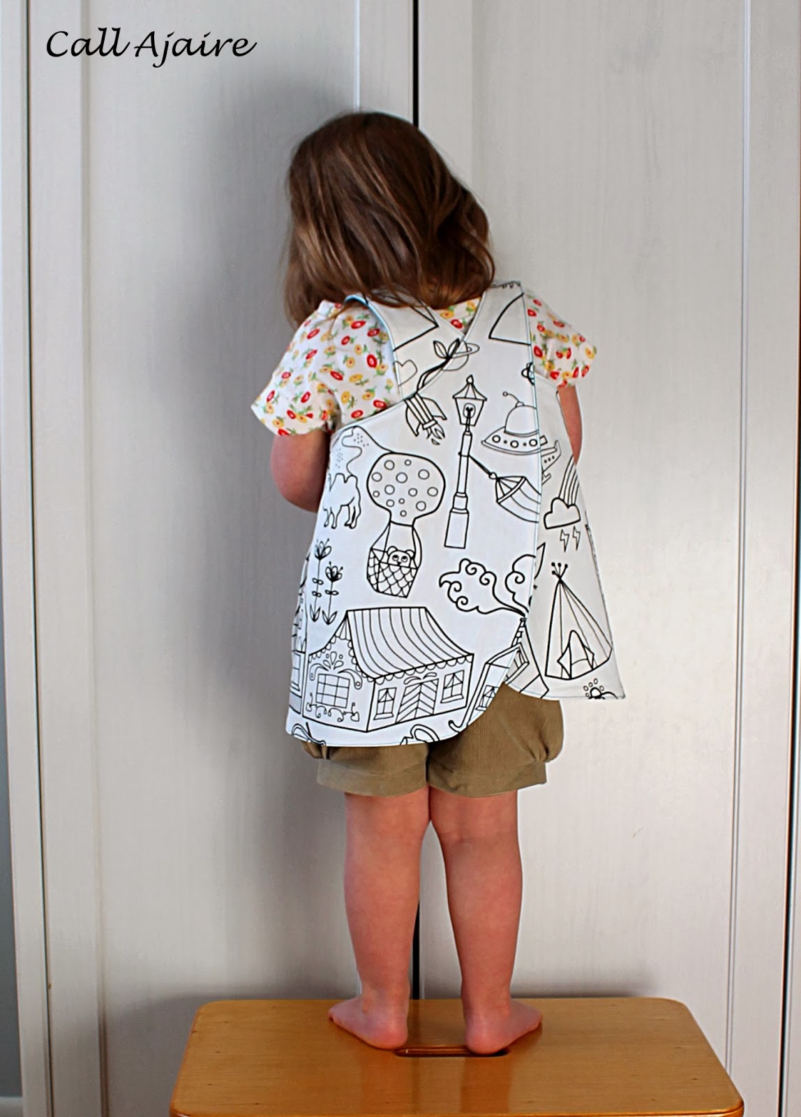 Call Ajaire: Roly-Poly Art Smock