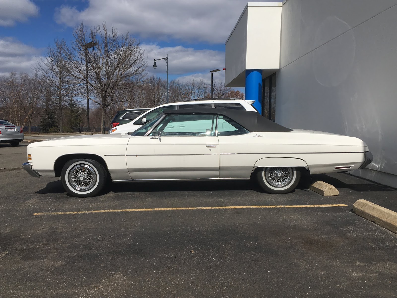 autoliterate: 1972 Chevrolet Impala convertible