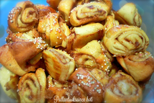 Pullantuoksuinen koti: Paras pullataikina