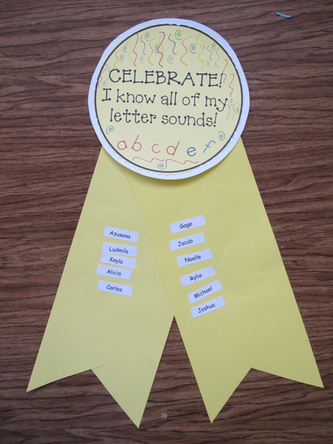 Smart Kids: Guest Post from Heidi Songs: Tips for Teaching the Alphabet ...