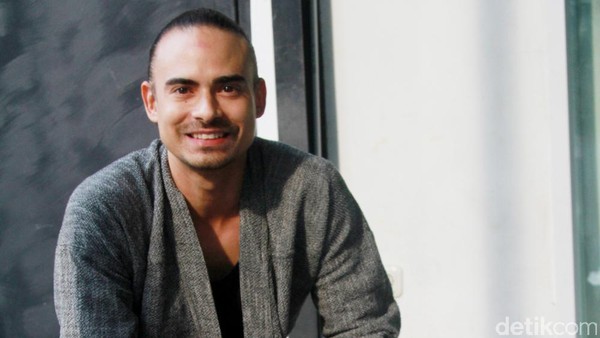 Ashraf Sinclair Wafat Dunia sebab Serbuan Jantung