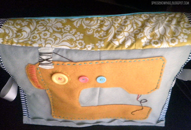 Specs and Wings: Sewing Machine Cover!