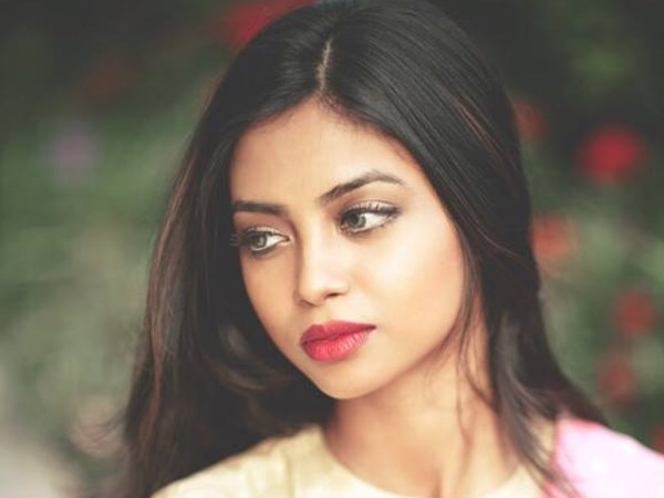 Shaun Romy Stunning Wallpapers - Bollywood Actress Telugu Tamil Actress ...